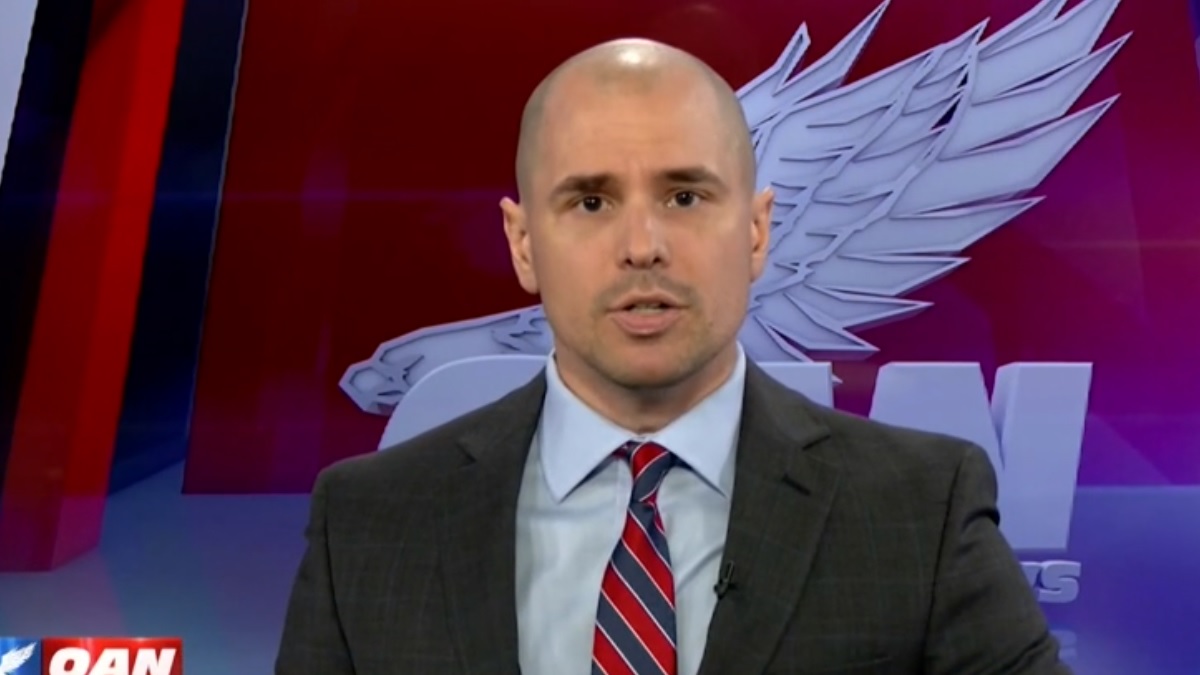 Deze journalist haalt in 8 minuten verhaal over oorlog in Oekraïne onderuit