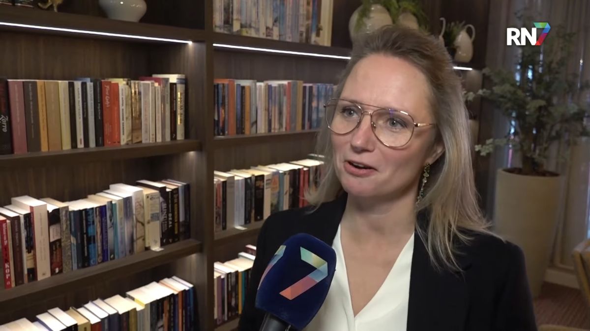 Minister van VWS Agema 'is een puppet, net als Wilders, ze hoort gewoon ...